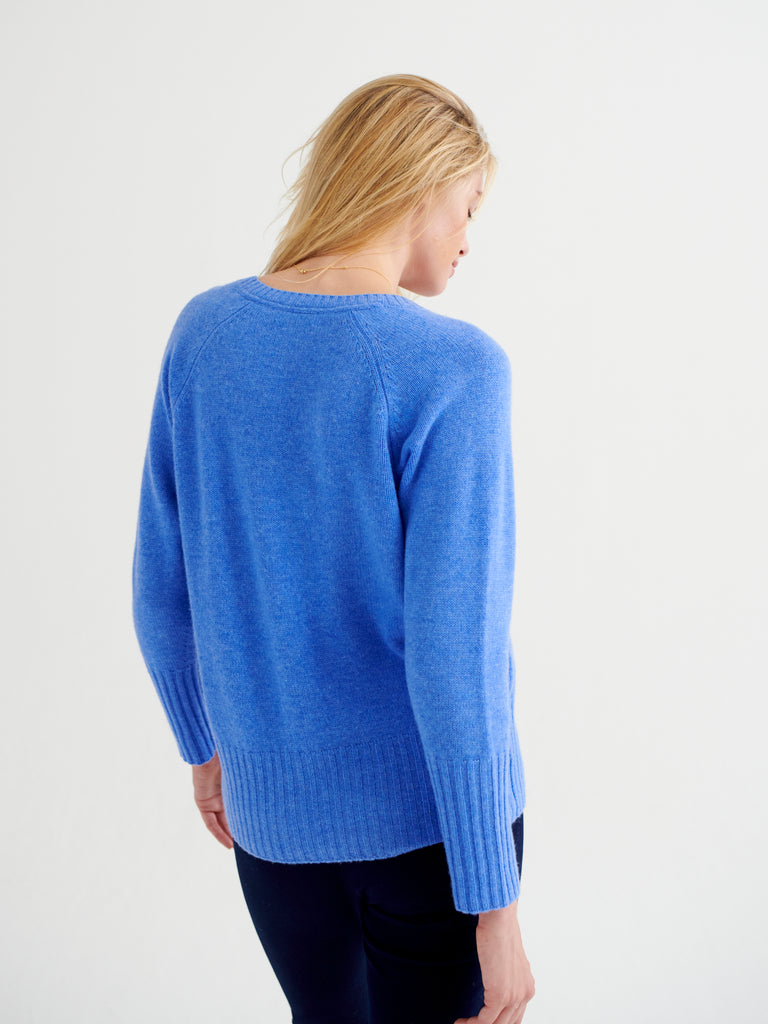 Mari perfect cashmere sweater in bright blue – NRBY Clothing